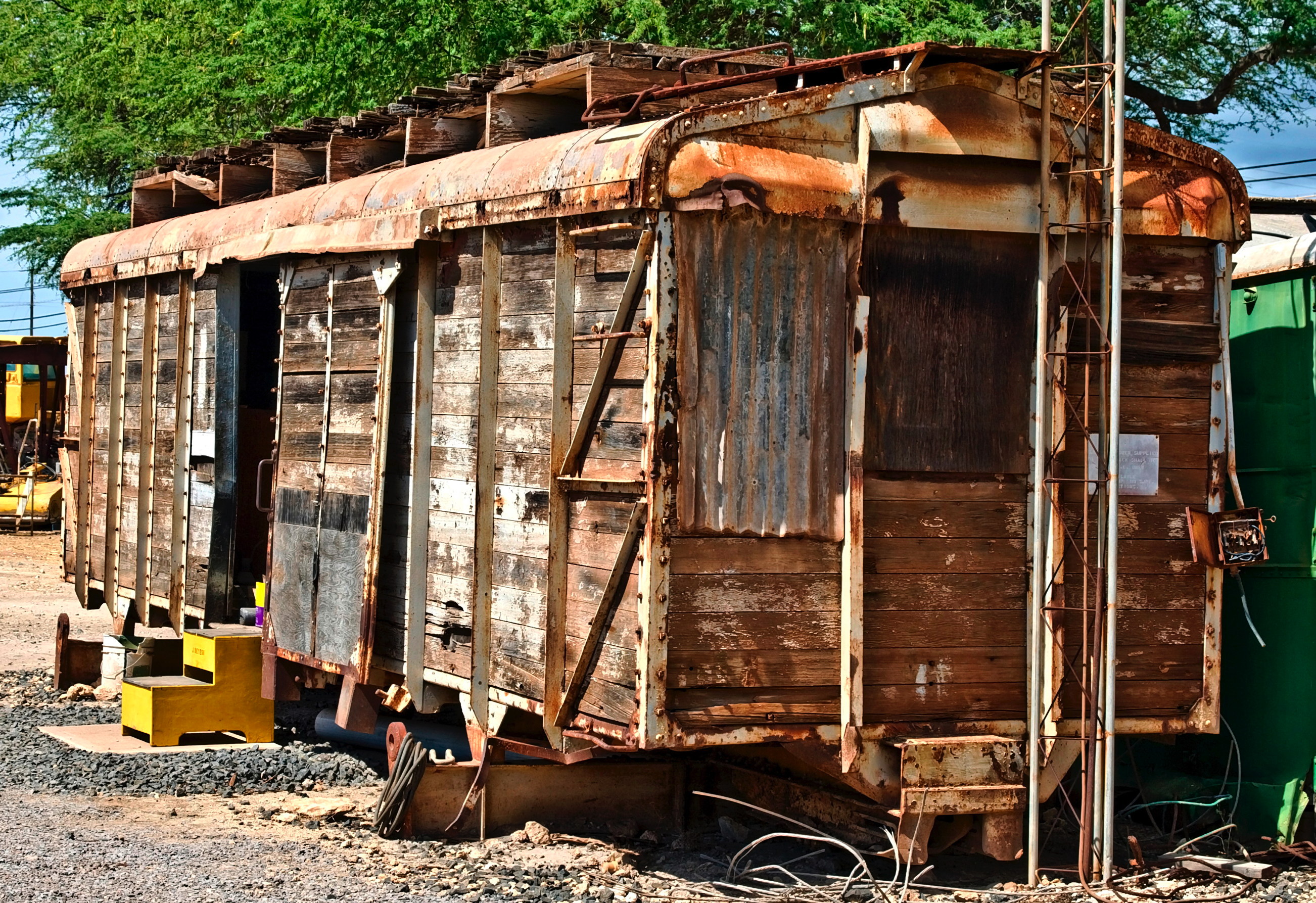 US Army export-style boxcars
